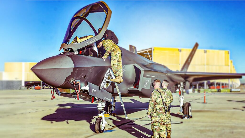 Exploring the Seven Largest US Air Force Bases by Personnel ...